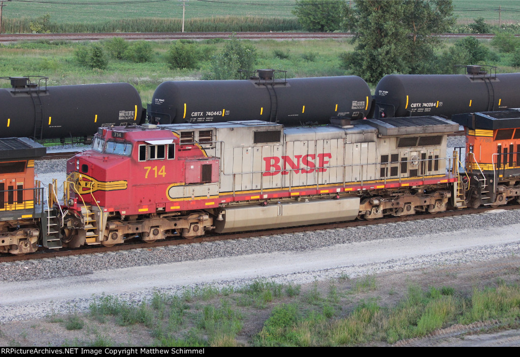 BNSF 714